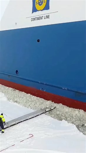 all Indian haircut on Instagram: "⚓ The Most Dangerous Job at Sea 😨🌊 One Mistake… And the Ocean Takes Everything Dropping an anchor looks routine — until you’re standing on deck when it happens. 🚨 30,000 KG of Steel: Anchors heavier than buildings, falling with unstoppable force ⛓ Chains Under Tension: Moving fast enough to snap bones in an instant 💀 Crew at Risk: One misstep can crush limbs or drag you straight into the sea 🌪 Zero Mercy Conditions: Rough waves turn seconds into fatal chaos