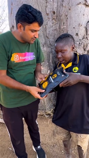 Man offers pizza but why does it stop you from hunting Your life is in danger #shortsvideo