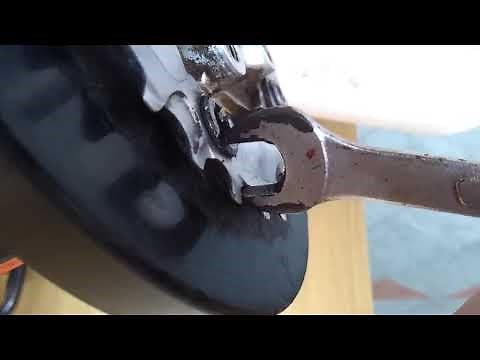 How-to :EASILY Remove Stuck Chainring Bolt with just a WRENCH!