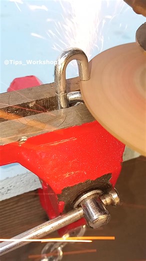 1.2K views | Amazing advice and trick from an experienced master! How to make a good wire clamp with your own hands? #shorts​ #diy​ #tools​ #tips​ #tricks​ #ideas​ #howto​ #homemade​ #wire​ #electrician | Tips WorkShop | Facebook