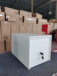 [Hot Item] American Mailbox Outdoor Steel Mailbox Parcel Mail Box with Flag