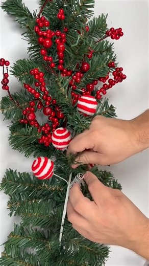 String red ornaments on a pipe cleaner... 🎅🎄 | Hometalk