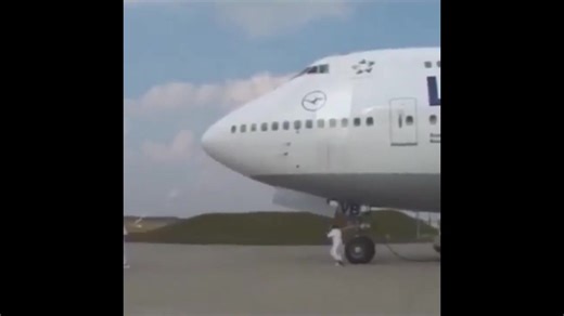 Lufthansa had an escape system where a pilot could rappel down the plane from the cockpit. This was a safety measure to stop takeovers of a plane also for crew safety. #luftwaffe #Lufthansa #army #navy #airforce #marines #vetradiosyndicate #safetyfirst #safety #747 #UnitedStates #freedom #aircraft | Vet Radio Syndicate