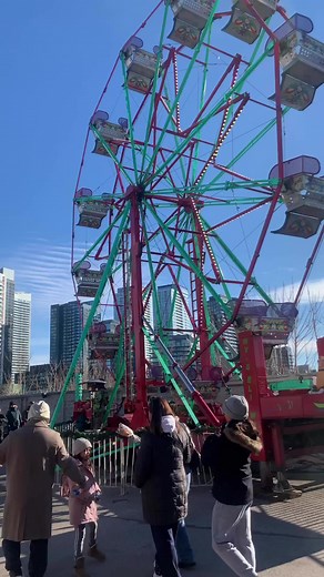 Check out stackt, Canada’s largest shipping container market!! When you're finished venture over to the waterfront for some more weekend winter fun! ❄️  stackt | The Waterfront BIA | Facebook