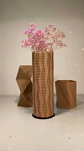 How to make a simple but beautiful flower vase #diy #vase #craft #crafts | Craft Home