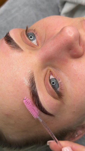 Enhancing brows, one lamination a a time 🪩 #fyp #browlaminationmelbourne #beauty