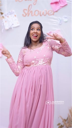 Laya sunder vs on Instagram: "9th month🤰Can’t let the baby bump slow me down! MUA @miss_pretty_makeoverartist Costume @saidesigners_cbe Decorations @shan.events_ Photography @jaihindh_photography"