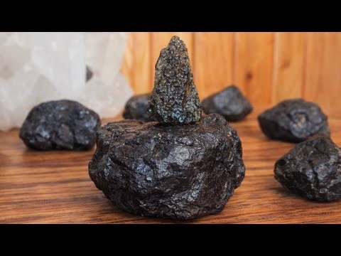 Moldavite Stuck to My Magnetite?! Magnetic Field Test + Crystal Grid Gamma Meditation