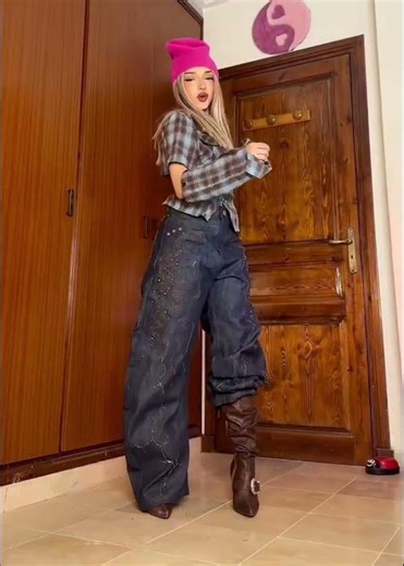 Title: Revolutionize Your Office Look: The Ultimate Bricklaying Fashion Trend