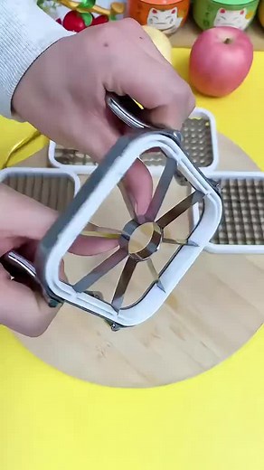 Multifunctional Fruit Cutting Tool for Easy Slicing
