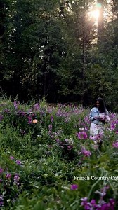 I got a wild hair project idea recently- which is definitely not unusual. 😂 I wanted to create a long simple rustic country style fence where that magical line of old growth cedar trees once stood- and I wanted to use some of the branches from the trees to build it. So today on the blog is all about this simple diy log fence and how easy it was to build. Link in stories. Side note- truly, the sweet peas have been so breathtakingly beautiful this year! I am in awe of how incredible they look. A 