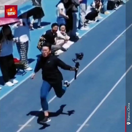 Cameraman Outruns Athletes 🏃 | Faster Than Runners in Race