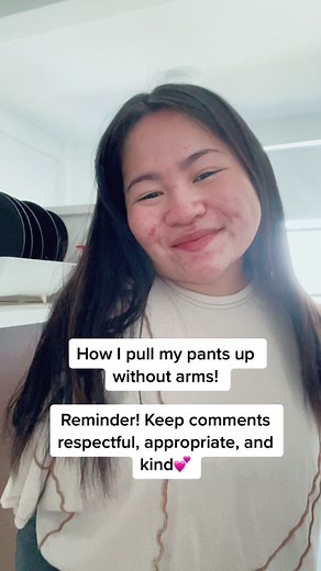 PULLING MY PANTS UP🌟 #disability #disabled #disabledtiktok #disabilitytiktok #questionsigetasked #gettoknowme #gettingready #grwm #foryou #foryoupage #fyp