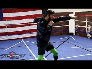 TEXTBOOK EXECUTION! JORGE LINARES DISPLAYS BEAUTIFUL TECHNIQUE/LIGHTING SPEED SHADOW BOXING