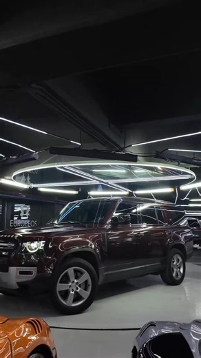 EUROPEOS on Instagram: "Land Rover Defender 130 2023 First Edition, motor 3.0 400ps, sedona red metallic interior negro, entrega inmediata. EUROPEOS +52 1 55 4361 9902 www.europeos.com.mx #EuropeosMx #LandRover #Defender #mexico"