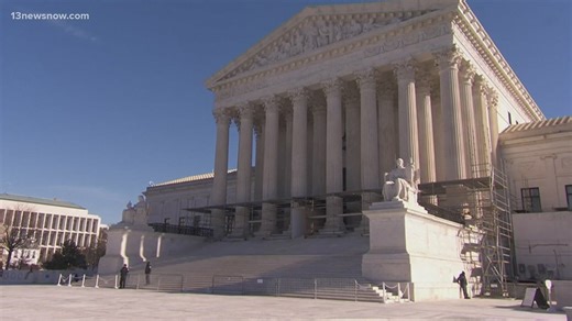 Jerome Powell attends Supreme Court arguments on Fed independence