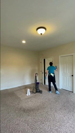Move-Out Bedroom Cleaning Part 1 #cleaningtips #moveoutcleaning