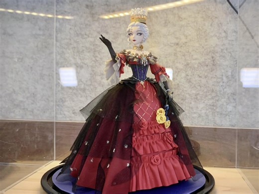 6.1M views · 126K reactions | Blind Queen Decoration and Clay Art Tutorial #beautifulwoman #queens #crownroyal #royalfamily #clayart #artwork #ArtAndCraft #diyclothes #princess #blind #actresses #lady #Wow | DEEPFLAME | Facebook