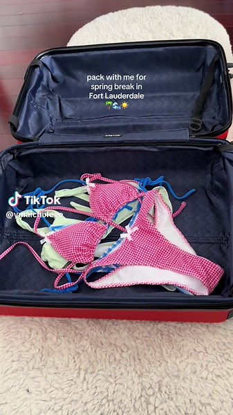 spring break outfits >> 🌴 don’t mind me, i’m posting my old content 😅 #springbreak #vacation #travel #packwithme #packing #florida #fortlauderdale #springbreakoutfits #vacationstyle #outfitinspo #fyp #creatorsearchinsights #foryoupage #teamwork