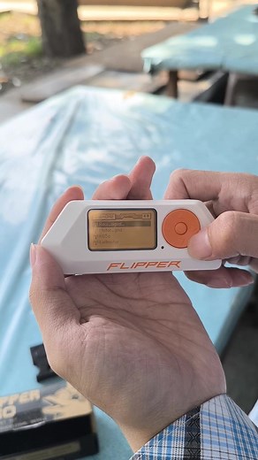 unboxing dan demo flipper zero, mengubah wallpaper menggunakan metode HID emulator. demonstrasi flipper zero. #flipperzero #flipperzerotutorials #flipper #komputer #cybersecurity #teknikkomputer