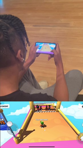 Show off your best Stumble Guys dance moves!