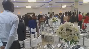 14K views · 244 reactions | 1o 蘆 do ano!!! À esse casal super lindo desejamos toda a felicidade do mundo e obrigado pela escolha do salão, é uma honra fazer parte do vosso álbum 珞 | Ulumba Eventos, Lda | Facebook