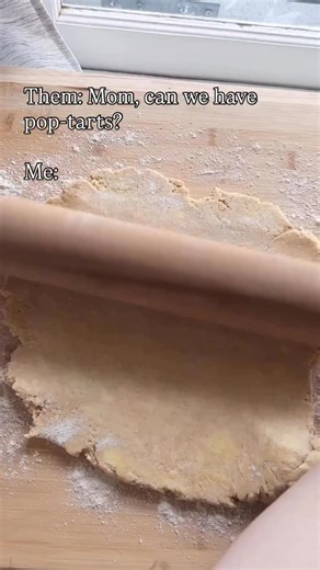 Comment “TOASTER PASTRY” to grab the free recipe! From-scratch cooking isn’t about perfection — it’s about possibility. When you start making your family’s favorites at home, everything changes. Your grocery bill shrinks. Your ingredient list shortens. Your kitchen starts to feel like the heart of your home again. These homemade strawberry “Pop-Tarts” are proof that nourishing your family doesn’t have to mean giving up the fun stuff — it just means you get to make it better ❤️ Homemade is life-c