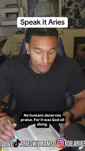 Aries Wiliams®️ on Instagram: "Twitch : foearies"