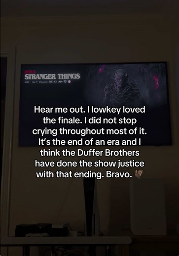 No spoilers contained in this personal opinion of the finale. I truly loved that final episode and I don’t think I stopped crying throughout at various points! I don’t know if I’ll ever find a tv show like it again ✨ #strangerthings #strangerthings5 #strangerthingsseason5 #upsidedown #vecna