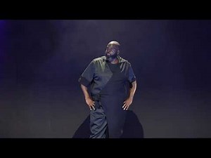 Teaser "Monsieur Doumbia", le nouveau spectacle d'Issa Doumbia