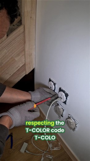 Découvrez comment diagnostiquer et réparer les prises RJ45 défectueuses. Un guide simple pour vérifier le câblage, identifier les erreurs de connexion et rétablir une installation réseau fonctionnelle. #RJ45 #réseau #câblage #dépannage #informatique #internet | Autonomie électricité