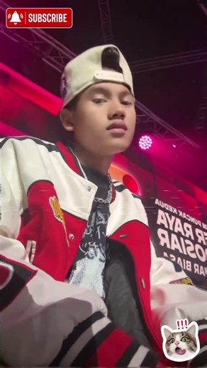 SHELLA SAUKIA BLA2KAN KATAKAN TAK SABAR LAGI INGIN BERTEMU DGN VALEN PEMEKASAN, KATANYA FANS BERAT