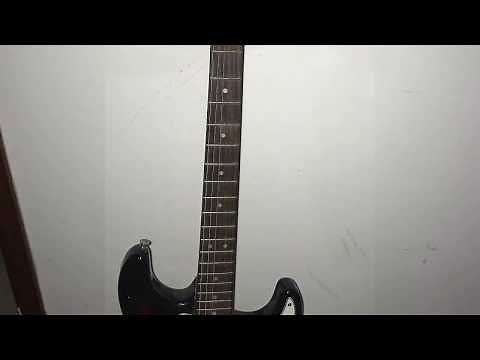 DIY How to Replace Guitar Strings on Fender Squire Strat For Dummies