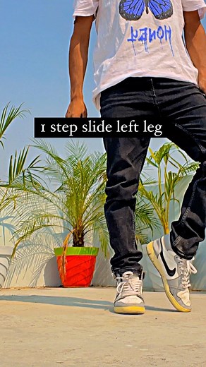 Addy Tutorial | 5.1 million 梁殺Side moon walk  @addytutorial02 #addytutorial #dance | Instagram