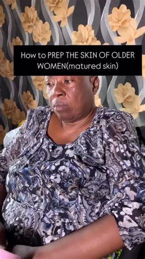 MAKEUP PRODUCTS | SKINCARE | CONTENT TOOLS | MAKEUP CHAIRS on Instagram: "SKIN PREP TUTORIAL FOR MATURED SKIN 🌻When working with matured skin, skincare ingredients for anti aging should be top priority, So as to help reduce Appearance of fine lines & wrinkles 🌻skin prep products used 👇🏿 (All makeup products used are Available for purchase) 🌻Omaricode bedew serum - 13,000Naira 🌻CORSX Oil free ultra moisturizing lotion- 18,500Naira 🌻Omaricode matte o’clock primer - 13,000 📌TO PURCHASE MAKE