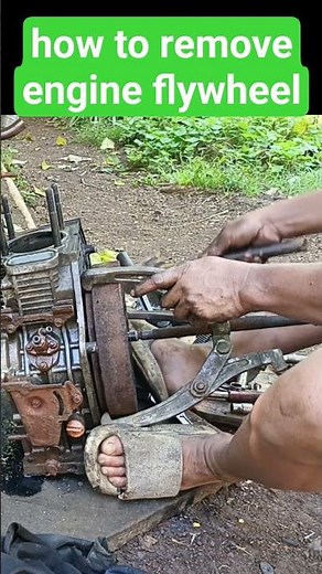 How to Remove an Engine Flywheel
