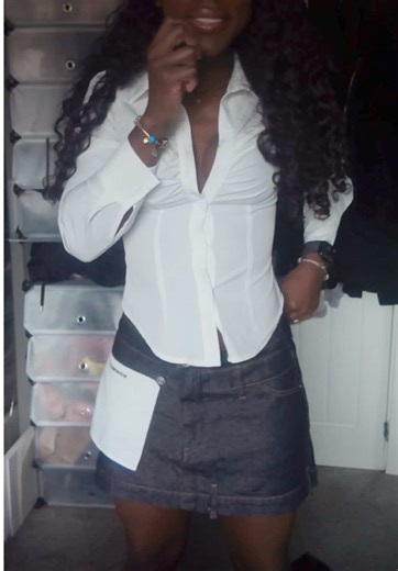 Comparativa de faldas mini de denim en SHEIN