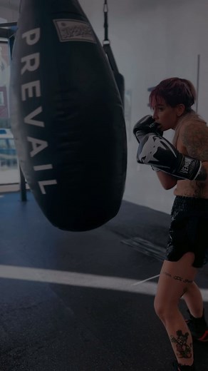 14 reactions · 27 comments | rate my power  Big thank you @venum @venumwomen for the training gear this fight camp!! | Alaena | Facebook