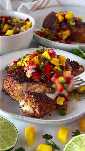 ➔ BLACKENED COD WITH MANGO SALSA | Easy Flavor-Packed Dinner Recipe