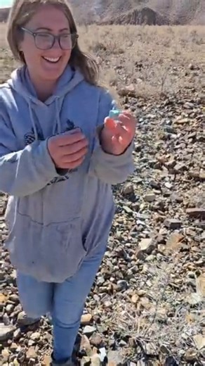 🎉🎉🎉 Turquoise hunting can be just like a easter egg 🥚 hunt for adults ❤️ #thekeadys #thefamilythatminestogether #rockchucknevada #therockchuck #smallbusinessbigdreams #nevada #rockshop #Turquoise #turquoisejewelry #turquoisetuesday #treasurehunt #adventure #explore #find #blue #rock #stone #gemstones #nuggets #fypシ #fyp #viral #foryou #follow #pov #community #geology #rockhound #rockhounding #enjoy | Chelsea Keady