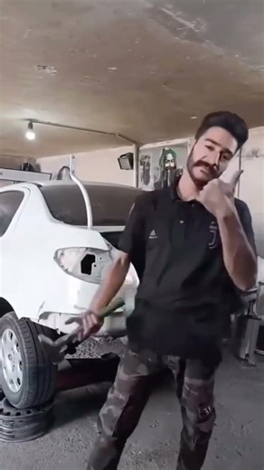 This is a masterclass in modern automotive collision repair #DIY #carrestorationproject #satisfying