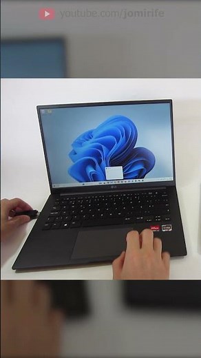 La clé USB Kingston DT70 est compatible avec les ordinateurs, tablettes et smartphones 🇫🇷