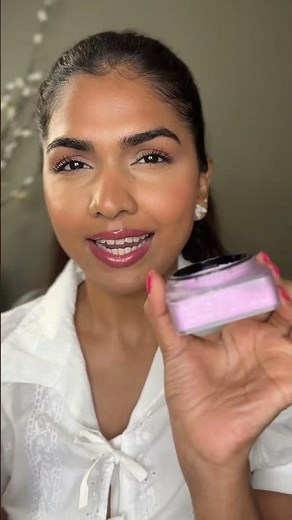 Purple powder? 🧐 useful or not! Hudabeauty Ube birthday cake !