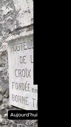 Cité médiévale de Provins on Instagram: "La websérie "Dans les coulisses de Provins" continue ! 🎥✨ Découvrez aujourd'hui : l'épisode 6 - Le restaurant La Croix d'Or ! Adresse : 1 rue des Capucins à Provins. Site internet : provins.net/la-croix-dor/ 📲 Suivez-nous dès maintenant sur TikTok et restez connectés : une nouvelle vidéo arrive très bientôt ! 😉 #coulisses #provins #tiktokvideos"