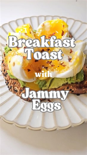 Kateryna Barger on Instagram: "Comment “TOAST” to get this recipe sent to your DMs ❤️ So good! This breakfast toast is what I usually make when I don’t have time or desire to cook anything 🙈 To make it even lazier, prep the jammy eggs ahead of time. They keep perfectly fine in the fridge for a couple of days. 😉 Get the full recipe with all the tips and tricks on my blog ⬇️ https://katerynascafe.com/lazy-breakfast-toast/ For more easy ideas, follow ⬇️ @katerynascafe #katerynascafe
