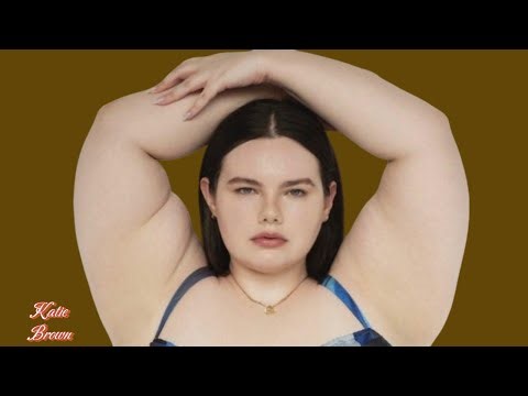 Stunning Curvy Plus Size Model | Bio, Wiki, Size, Lifestyle & Facts❤️