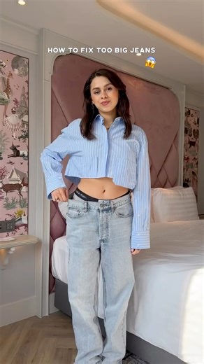 How to fix loose fitting jeans? ✨ Try it now or save for later! 💋 #stylish #stylingtips #styleinspiration #styleblogger #styleinspo #fashioninspo #jeans #fashionistastyle #fashionistas #OOTDFashion #ootdstyle #ootdinspiration #ootd | Vintage Burgundy