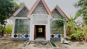 Video. Myanmar volunteers built a library for orphans from plastic waste