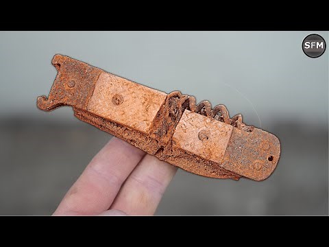 Restoration Rusty Vintage Pocket Knife
