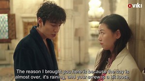 Jun Ji Hyun finds the light switch novel and Lee Min Ho isn't too impressed. Watch this hilarious couple in 'The Legend of the Blue Sea'. You can now watch Ep.1-4 for free, exclusively on Viki: http://bit.ly/2geTvHP | City Hunter - Korean Drama